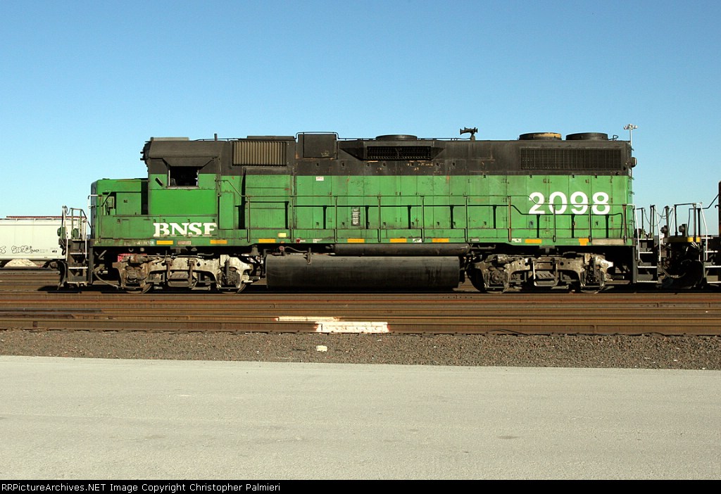 BNSF 2098